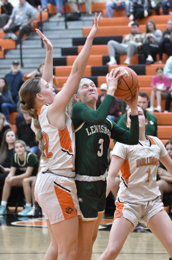 Well-rounded Jersey Shore starts league season with big win against ...